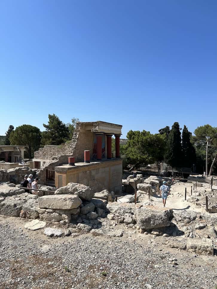 Knossos op Kreta bezoeken? Tips + 5 bezienswaardigheden