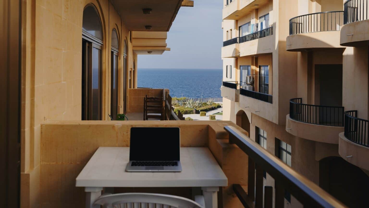 De beste workation bestemmingen | 9x Werken & Reizen